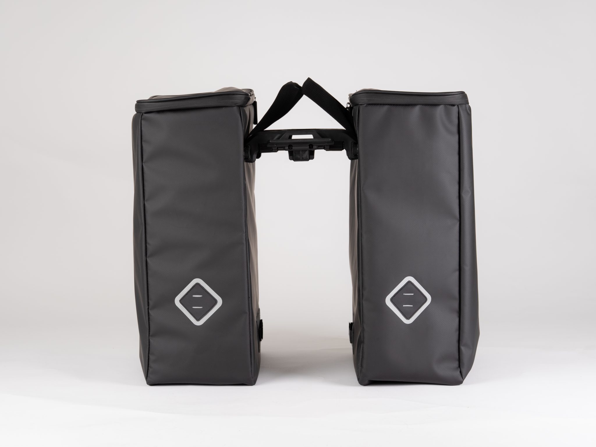 MAX Side Panniers | Side Panniers With AVS for Your Bike | AtranVelo